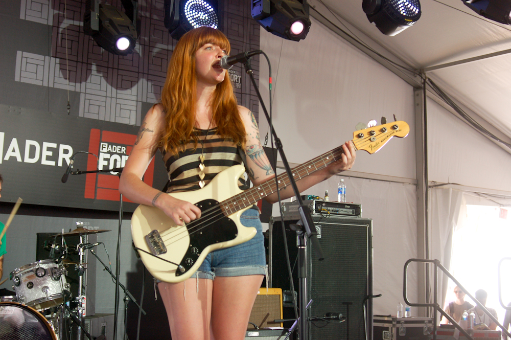 La Sera Releases New Song "I Need An Angel" - mxdwn Music