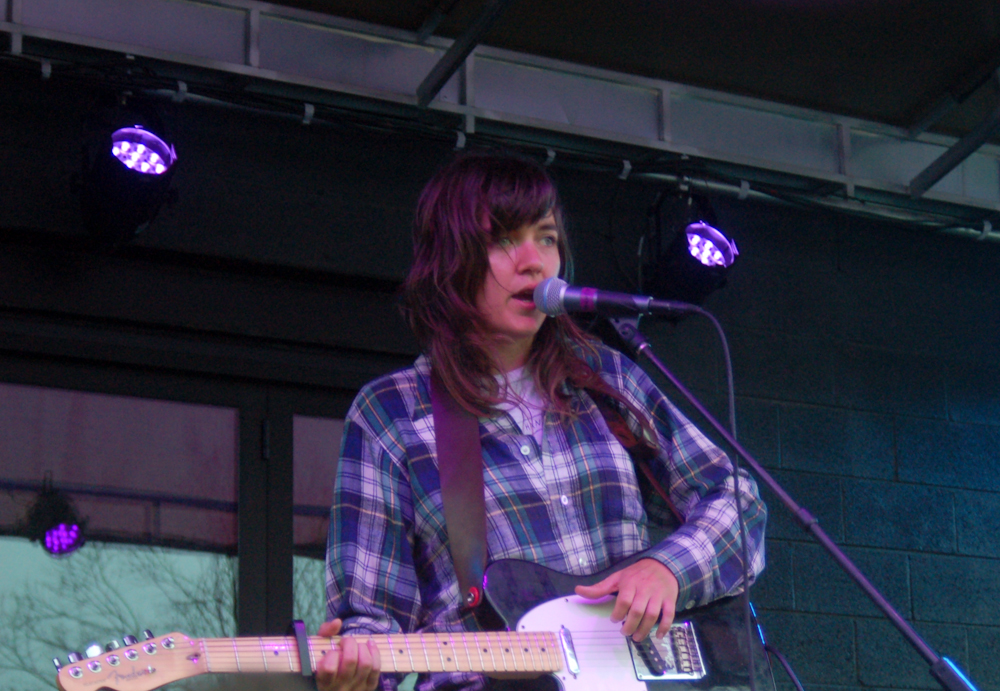 Courtney Barnett Releases New Song "How to Boil An Egg" from Split ...