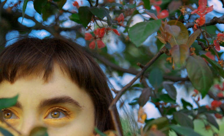 Young Ejecta Releases 80's Inspired New Single “Build A Fire” - mxdwn Music