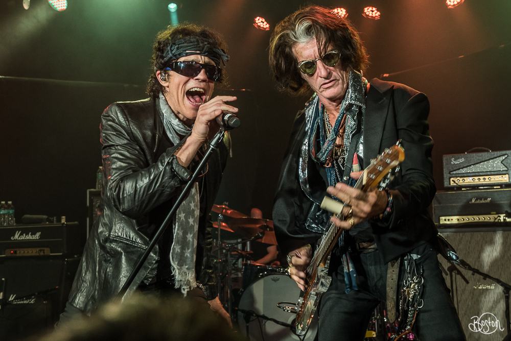 Joe Perry & Friends Live at The Roxy, Hollywood - mxdwn Music